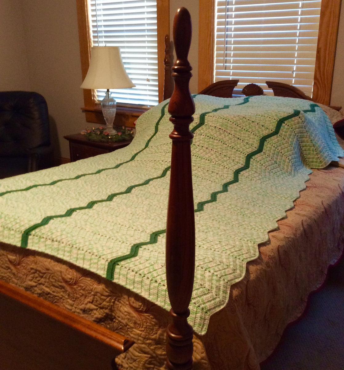Queen Sized Afghan Green Zig-Zag – OBX Crafted - This and That & The ...